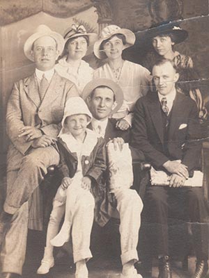 Activity Ideas for Collecting and Sharing Family Photos (including ...