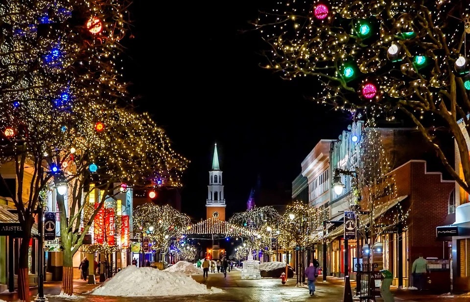 Christmas Traditions In The UK The Family History Guide Blog